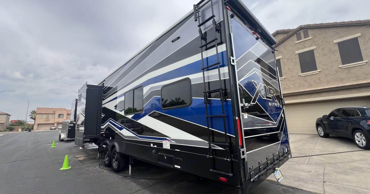 2021 Forest River XLR Nitro Toy Hauler Fifth-wheel Rental in Mesa, AZ ...