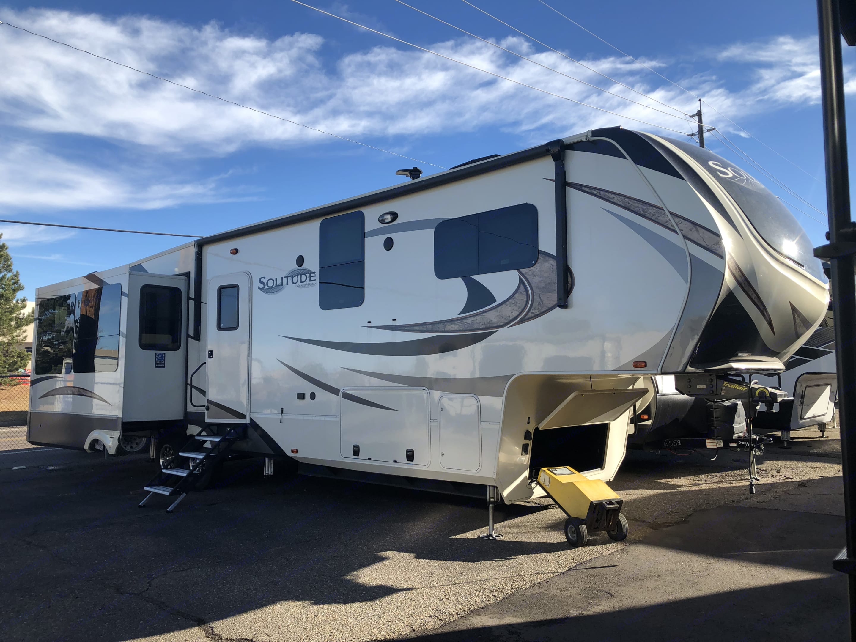 2017 Grand Design Solitude Fifth-Wheel Rental in Englewood, CO | Outdoorsy