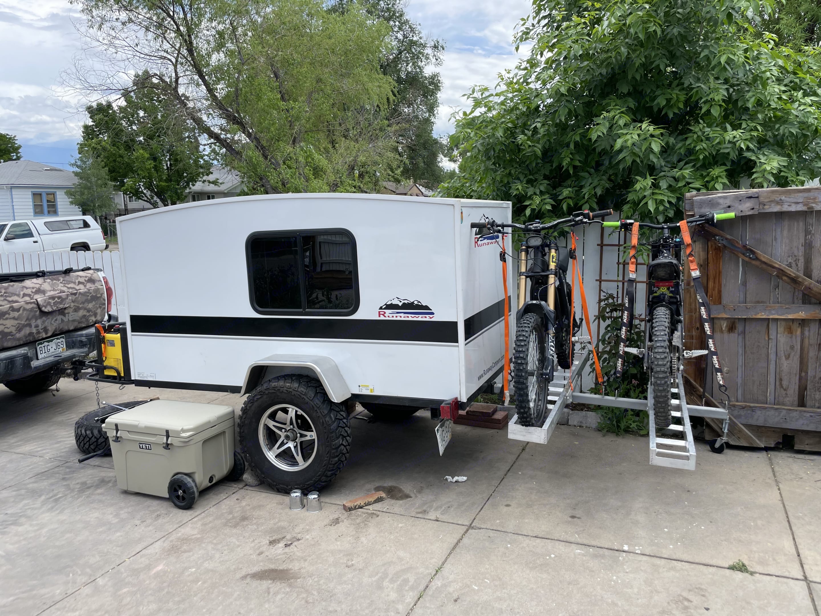 2014 Runaway Campers Coolcampe Trailer Rental in Denver, CO | Outdoorsy