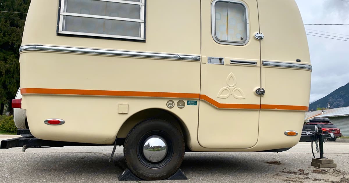 1978 Trillium Rv Other Travel trailer Rental in Revelstoke, BC | Outdoorsy