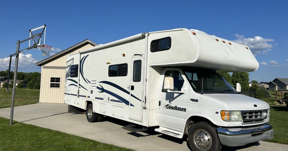 2002 Coachmen Leprechaun Class C Rental in HAMILTON, MI | Outdoorsy