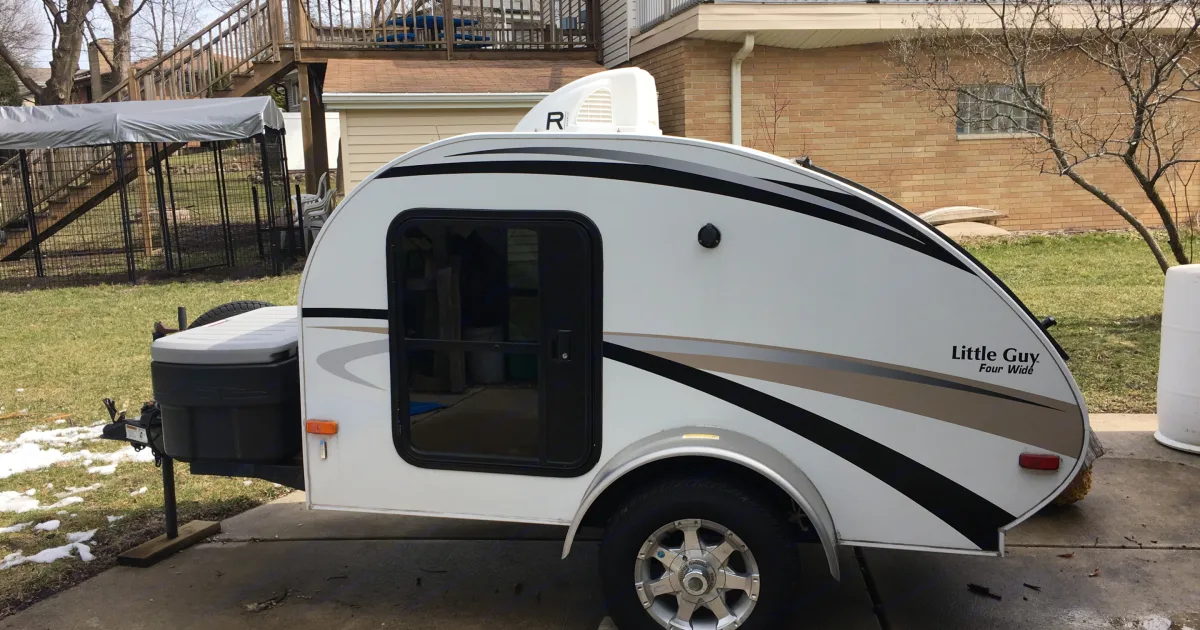 2008 Little Guy 4 Wide Caravane Rental in Greendale, WI | Outdoorsy