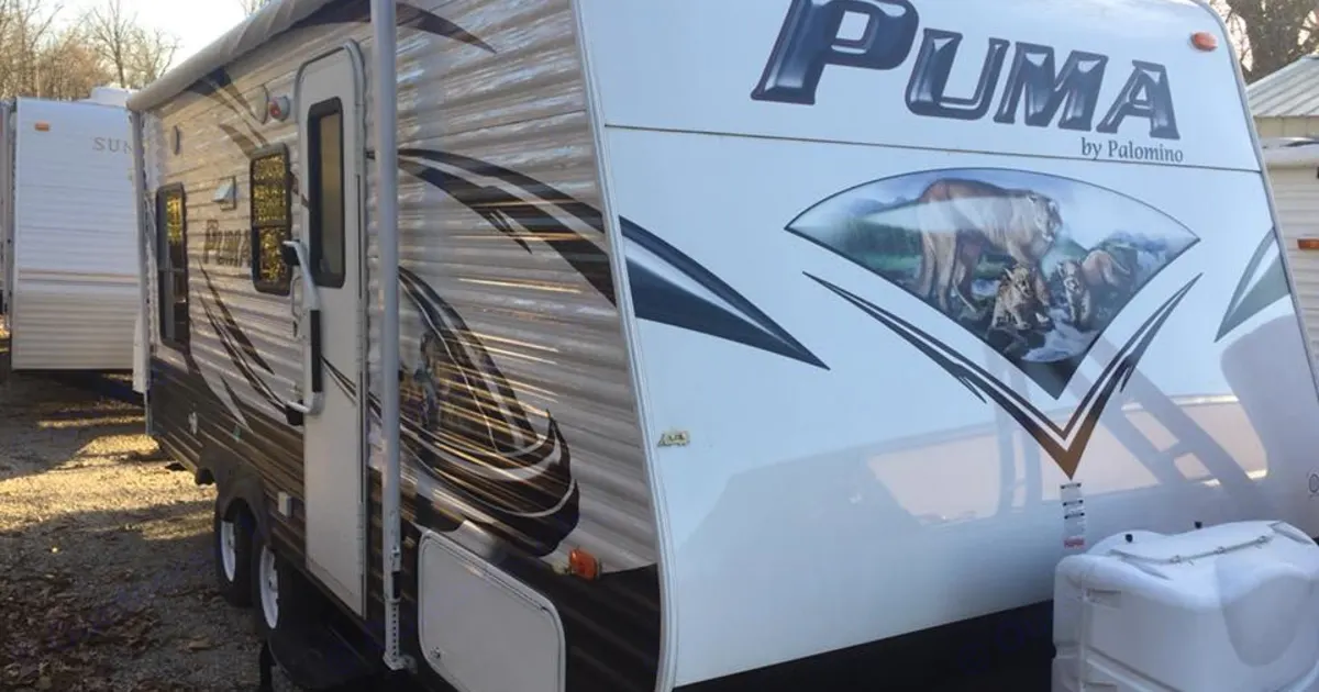 2014 Palomino Puma Travel trailer Rental in Ashley, IL | Outdoorsy