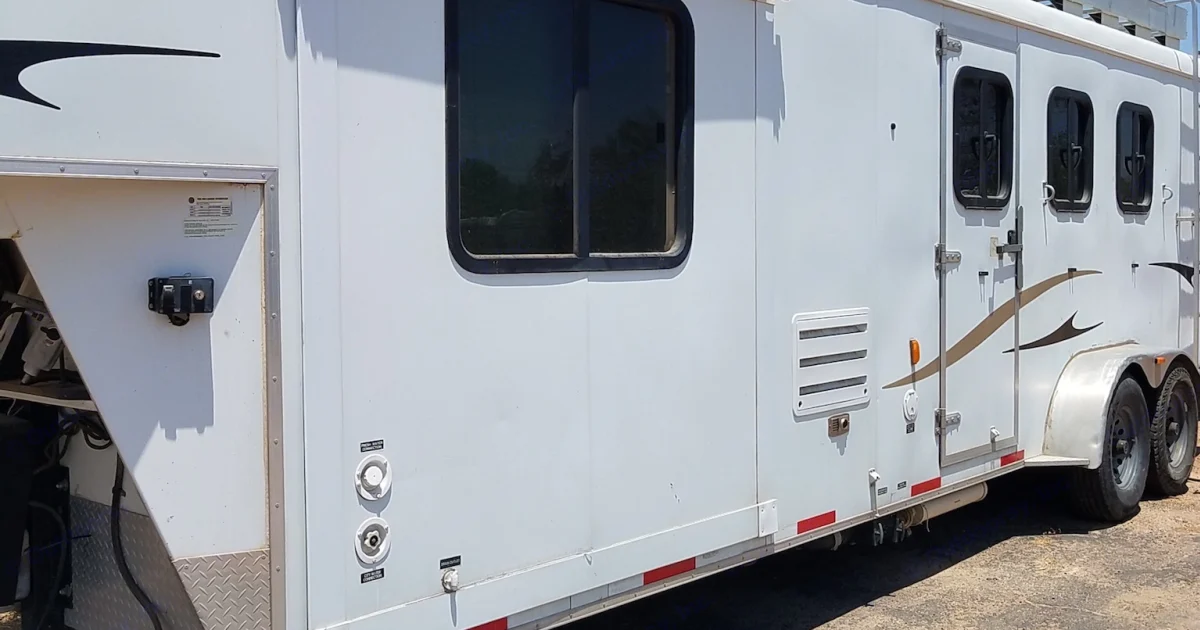 2008 Bison Other Fifth-wheel Rental in Gilbert, AZ | Outdoorsy