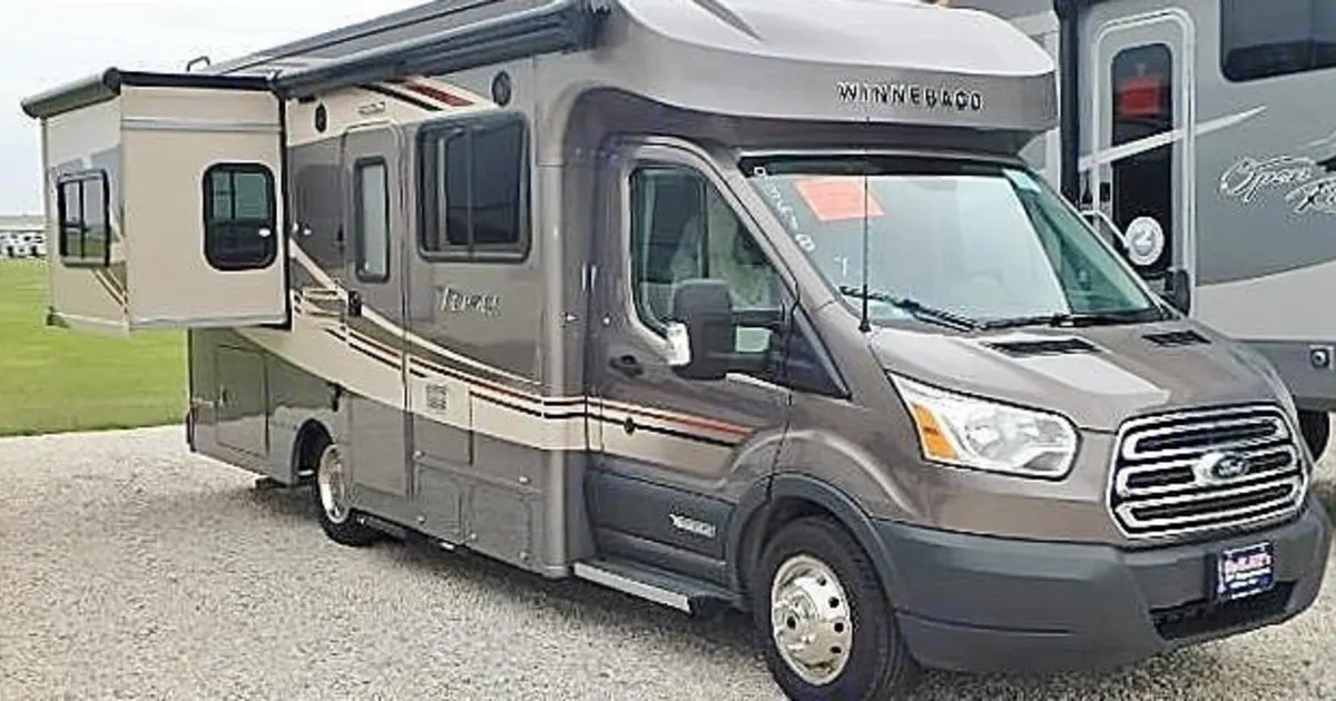 2017 Winnebago Winnebago Class C Rental in Canton, GA | Outdoorsy