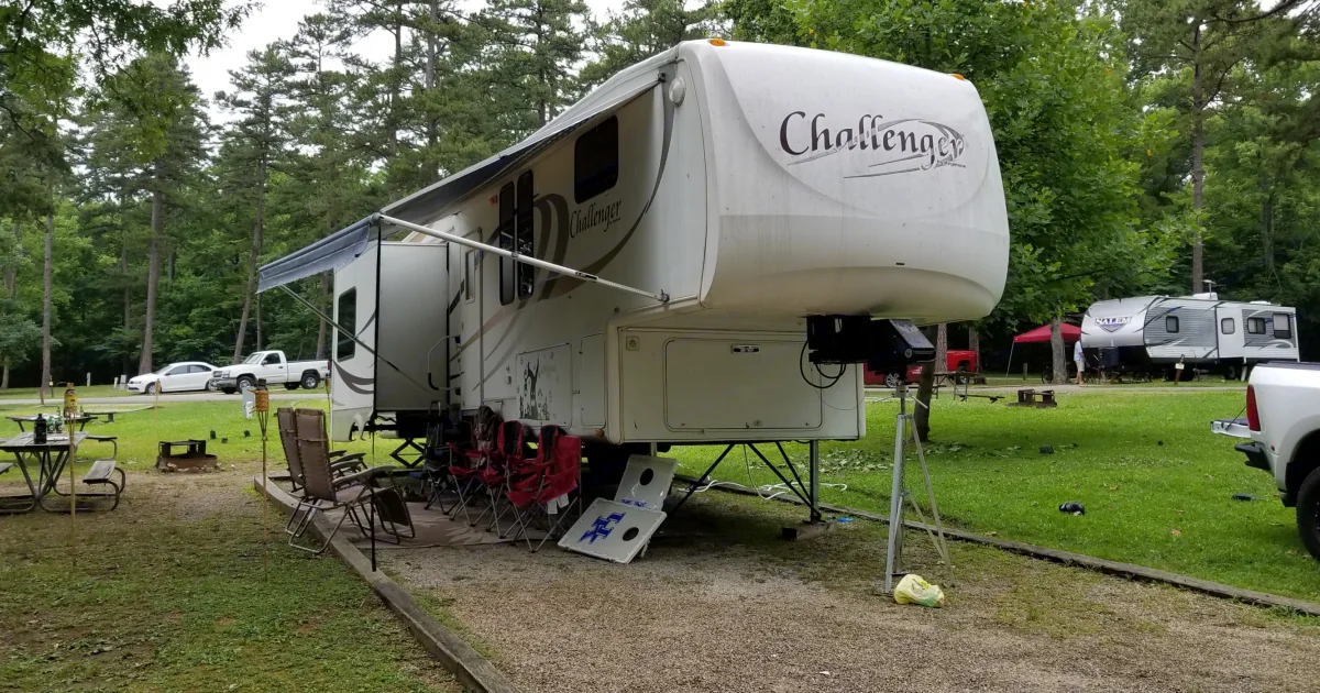 2008 Keystone Challenger Fifth-wheel Rental in Morehead, KY | Outdoorsy