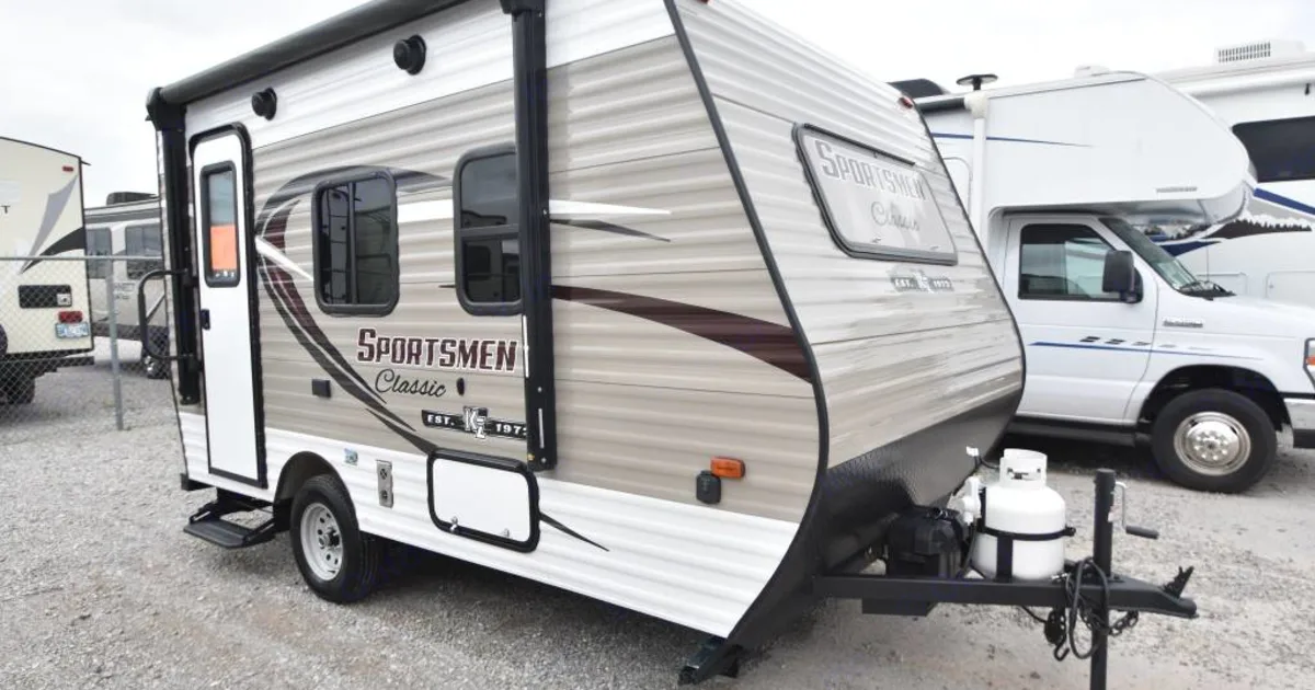 2018 kz sportsmen 15 foot lightweight trailer sleeps 3 Travel trailer ...