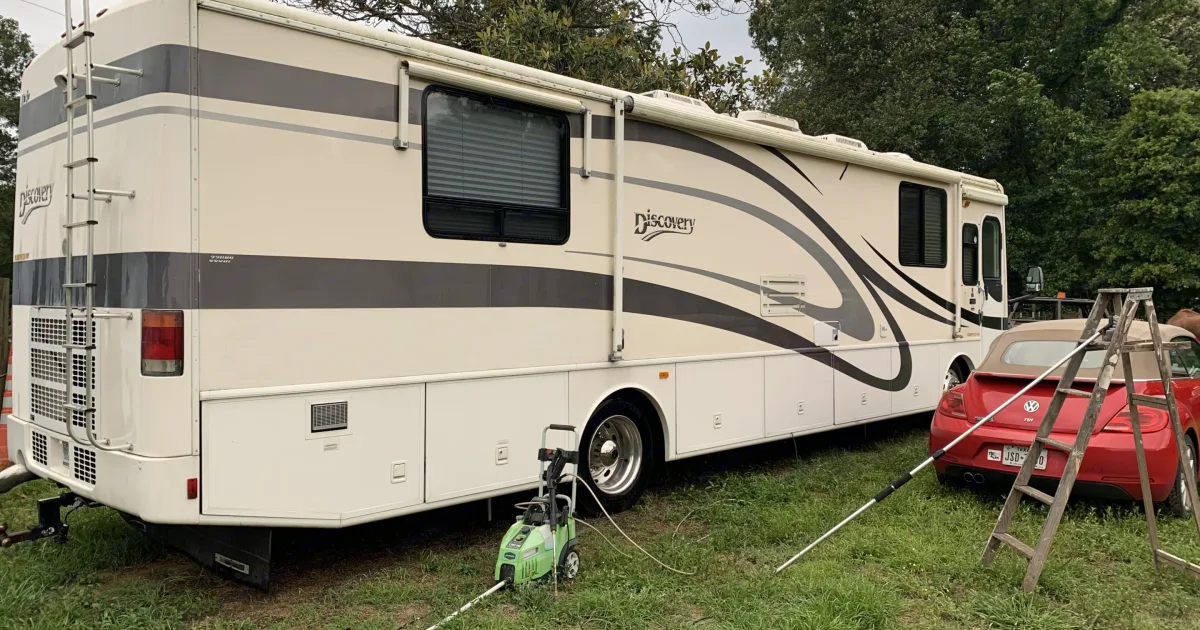 2001 Fleetwood Discovery Class A In Splendora Tx Outdoorsy
