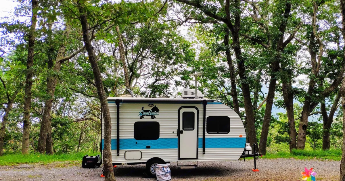 2017 Serro Scotty S168BHR Caravane Rental in Fredericksburg, VA | Outdoorsy