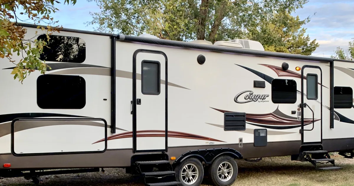 2015 Keystone Cougar 31SQBWE Travel trailer in Edmond, OK | Outdoorsy