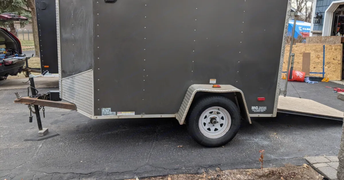 2012 Haulmark Hlc5x10ds2 Cargo Box Covered Enclosed Travel trailer ...
