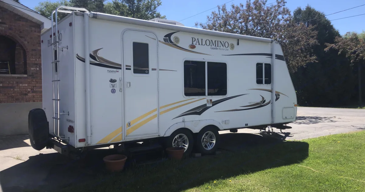 2011 Palomino Gazelle Travel trailer Rental in GARSON, ON | Outdoorsy