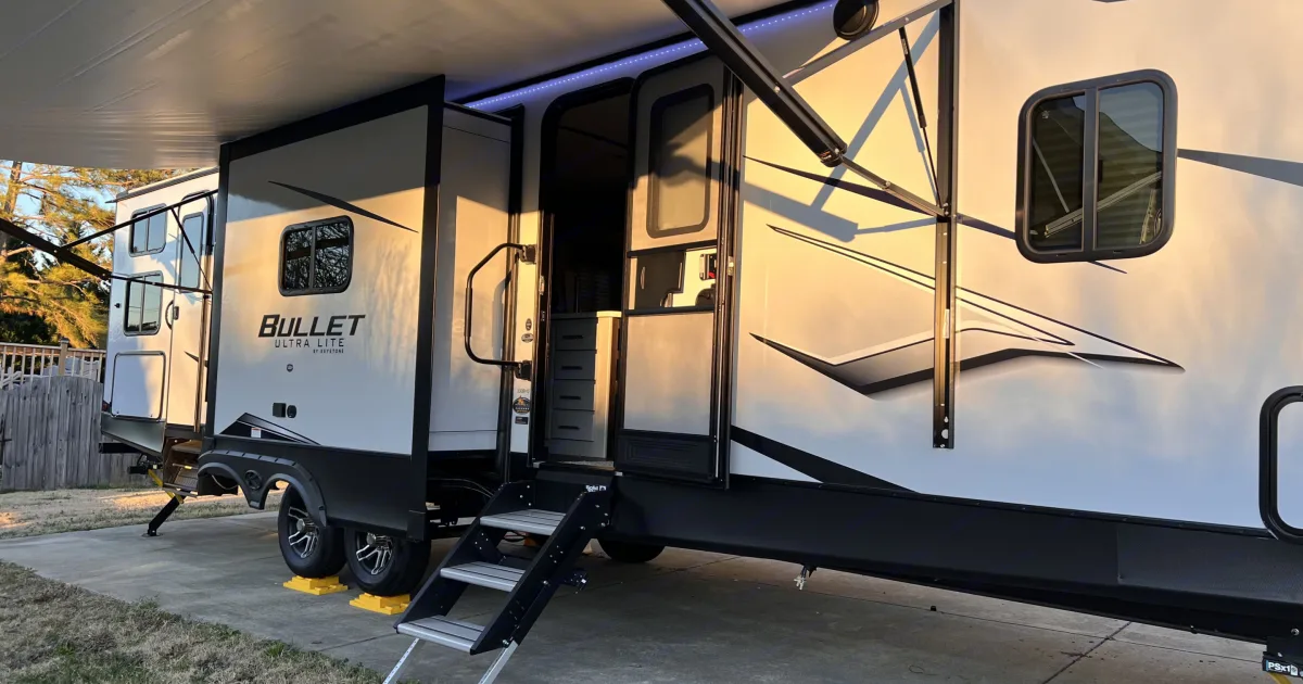 2021 Keystone RV Bullet Ultra Lite Travel trailer Rental in Knightdale ...