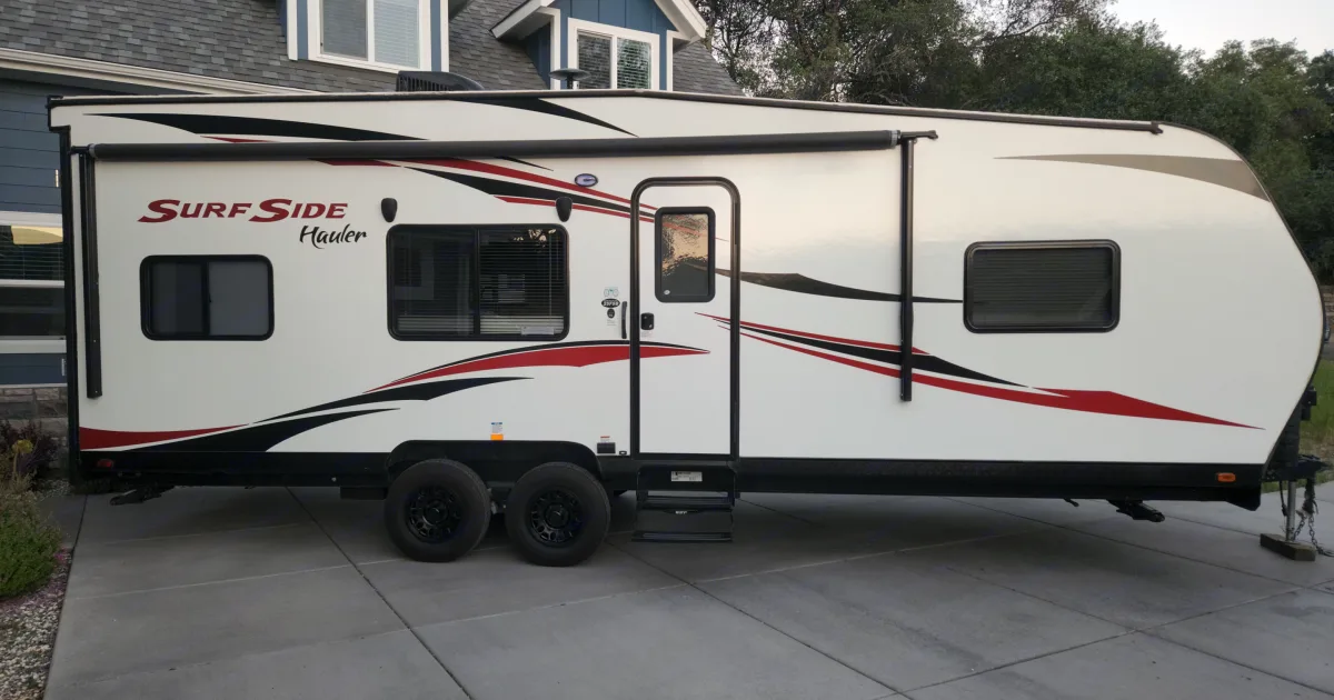 2018 Pacific Coachworks Surfside Toy hauler Rental in Shingle Springs, CA | Outdoorsy