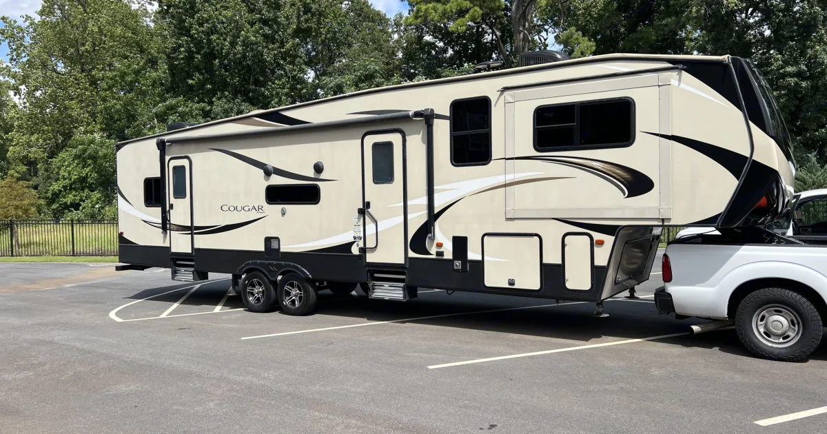 2018 Keystone RV Cougar Fifth-wheel in Snellville, GA | Outdoorsy