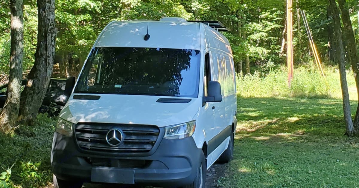 Photos | 2019 Mercedes Benz Sprinter Class B in Cary, NC | Outdoorsy