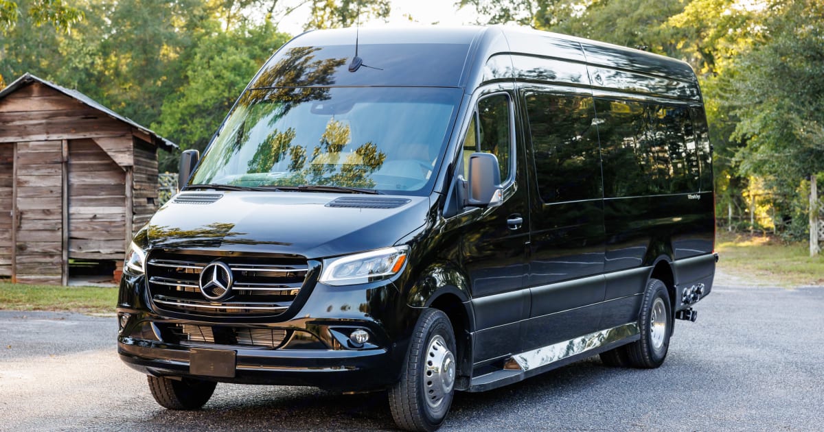 2023 Ultimate Toys Ultimate Coach Class B Rental in Gilbert, SC | Outdoorsy