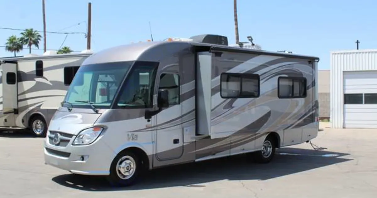 2012 Winnebago Via Class A Rental in Phoenix, AZ | Outdoorsy