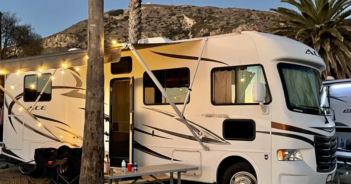 2014 A.C.E. A.C.E. Motorhome Class A Rental in Fort Worth, TX | Outdoorsy