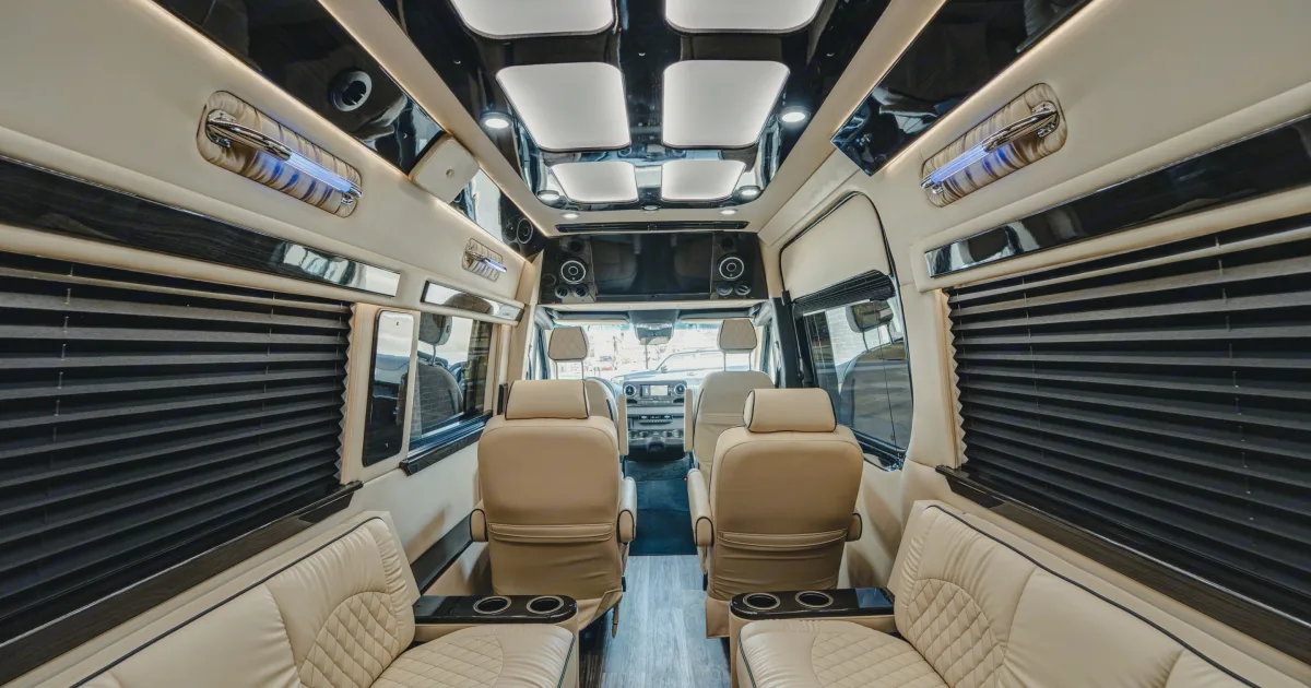 2023 Ultimate Toys Ultimate Traveler Class B Rental in Fayetteville, AR ...