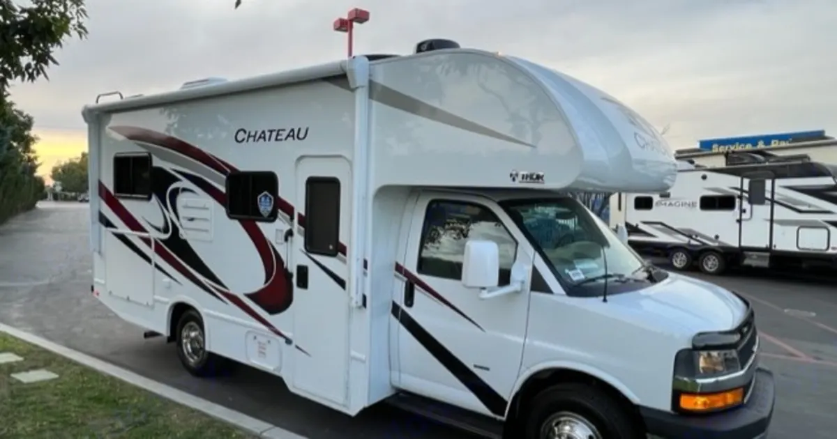 2023 Thor Chateau Motorhome Rental in Ladera Ranch, CA | Outdoorsy