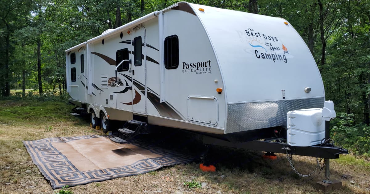 2012 Keystone RV Passport Ultra Lite Travel trailer Rental in ...