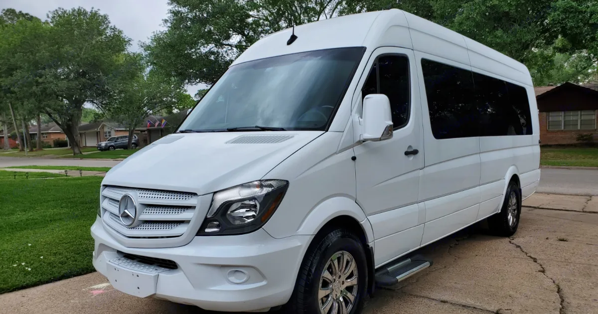 2018 Mercedes-Benz Sprinter 419 LWB High Roof Camper van Rental in ...