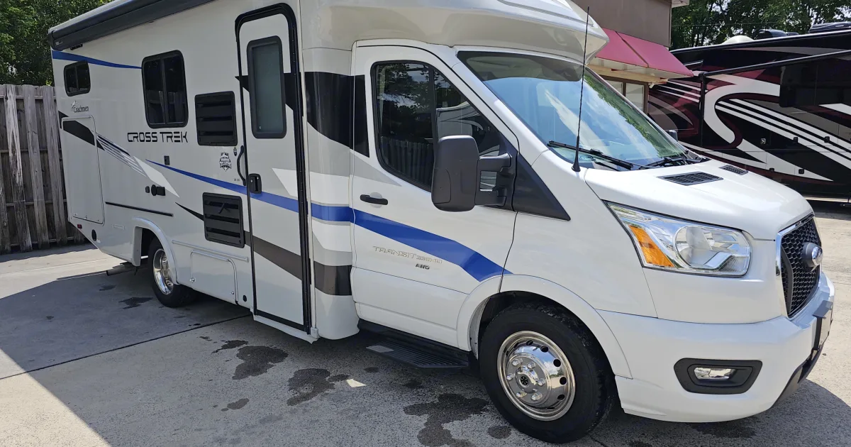 2021 Coachmen Cross Trek Motorhome Rental in Las Vegas, NV | Outdoorsy