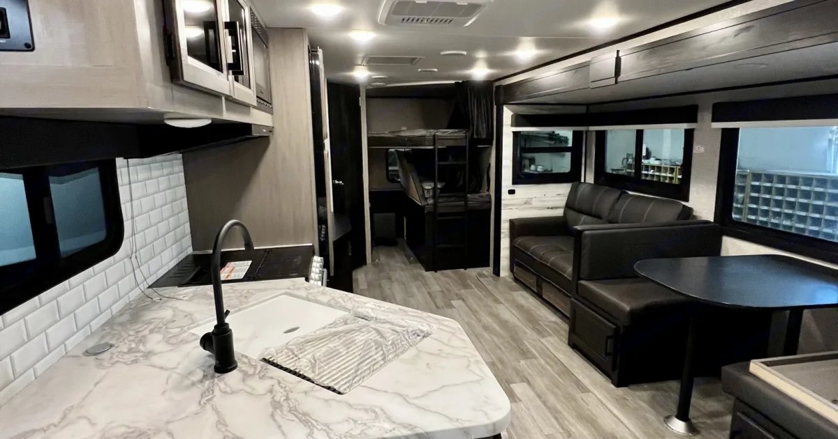 2022 Jayco Jay Feather Travel trailer Rental in Puyallup, WA | Outdoorsy