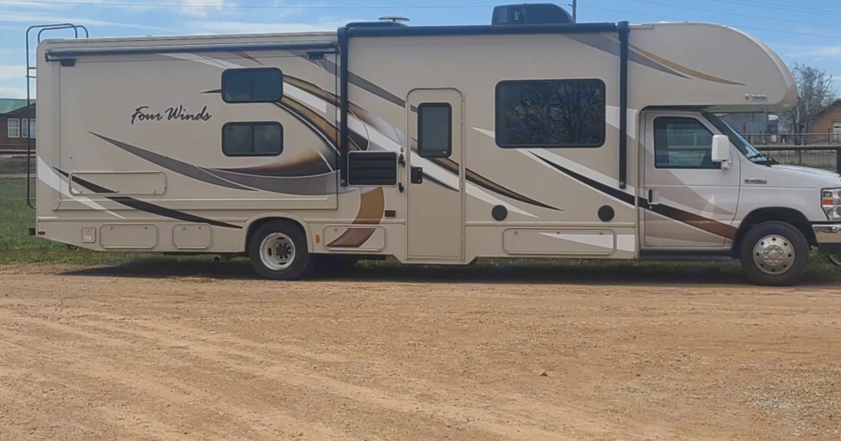 2019 Thor Four Winds Class C Rental in Durango, CO | Outdoorsy