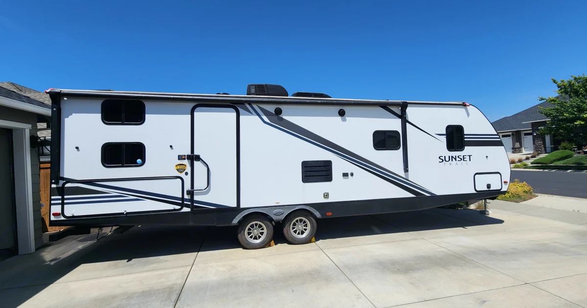 2019 Crossroads RV Sunset Trail Super Lite Travel trailer Rental in ...