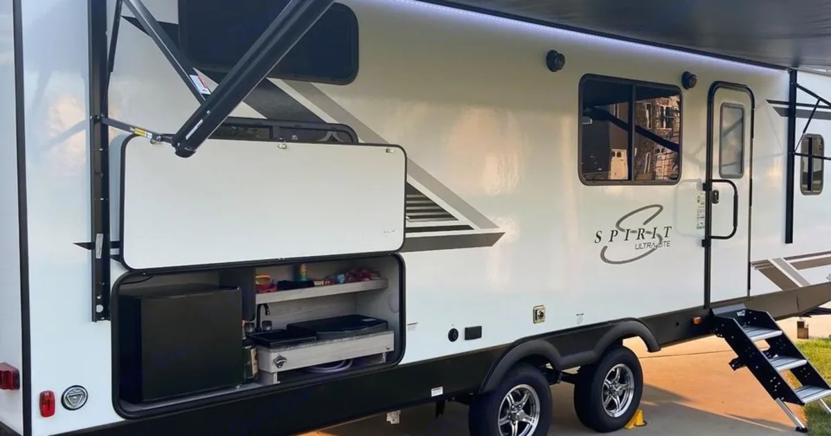 2021 Coachmen 2659BH Travel trailer Rental in Green Bay, WI | Outdoorsy