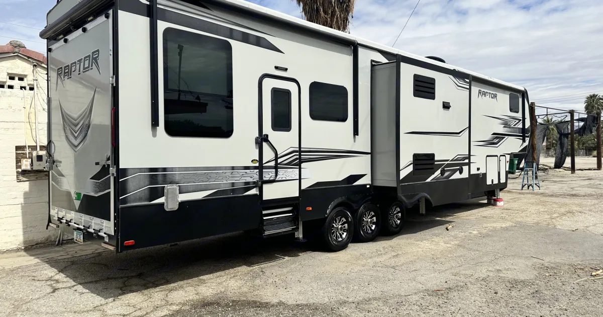 2017 Keystone Raptor Toy hauler Rental in Indio, CA | Outdoorsy
