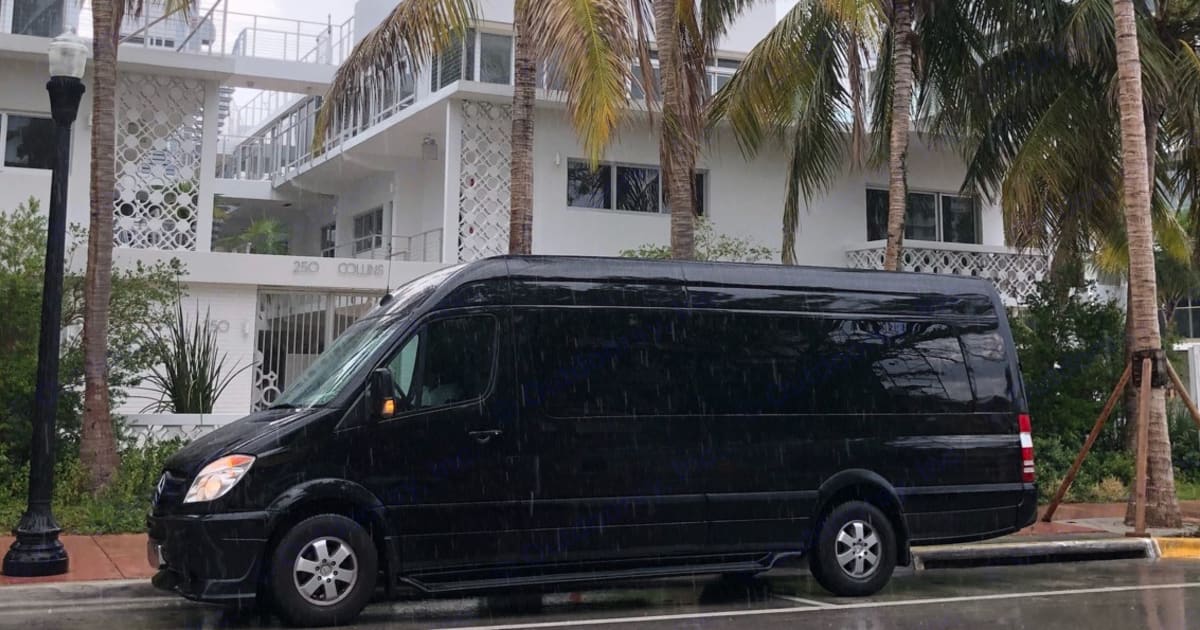 2011 Mercedes Benz Sprinter Class B Rental in Stafford, TX | Outdoorsy