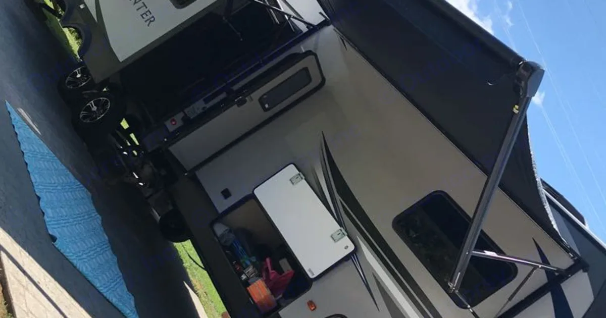 2020 Keystone RV Sprinter Campfire Edition Fifth-wheel Rental in Gate ...