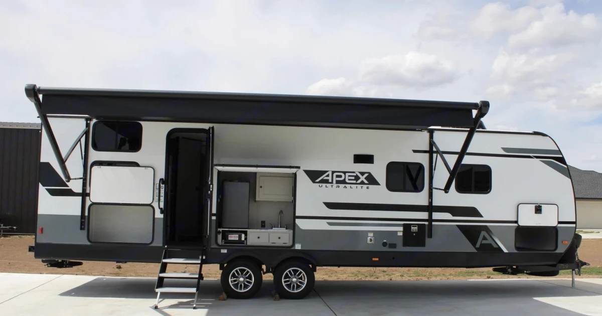2024 Forest River Coachmen Apex UtlraLite 284BHSS Travel trailer in ...