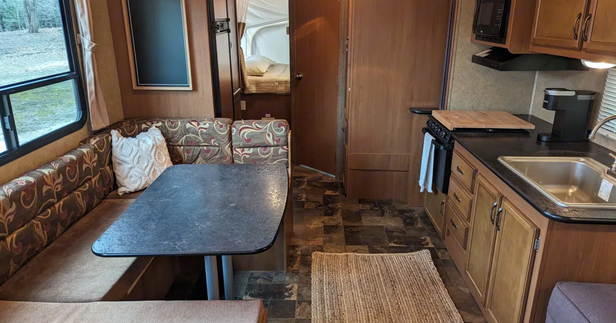 2013 Starcraft Travel Star Folding trailer Rental in Dansville, MI ...