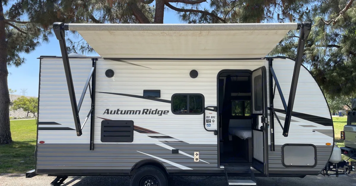 2023 Starcraft Autumn Ridge Travel trailer Rental in Duarte, CA | Outdoorsy
