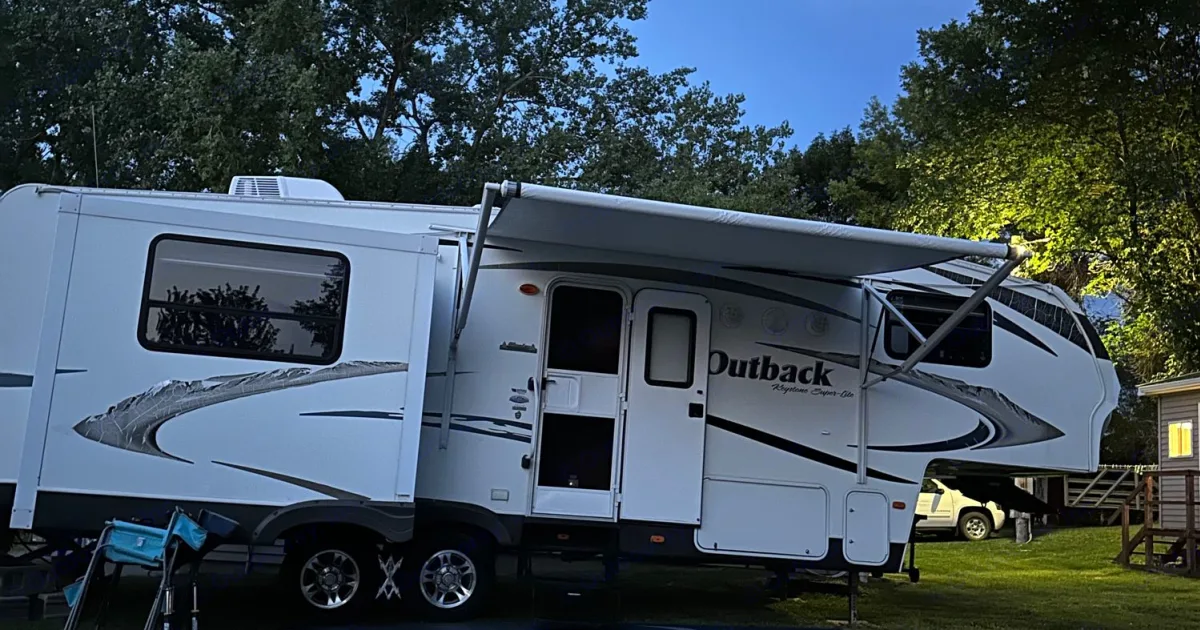 2010 Keystone RV Outback Fifth-wheel Rental in Rapid City, SD | Outdoorsy