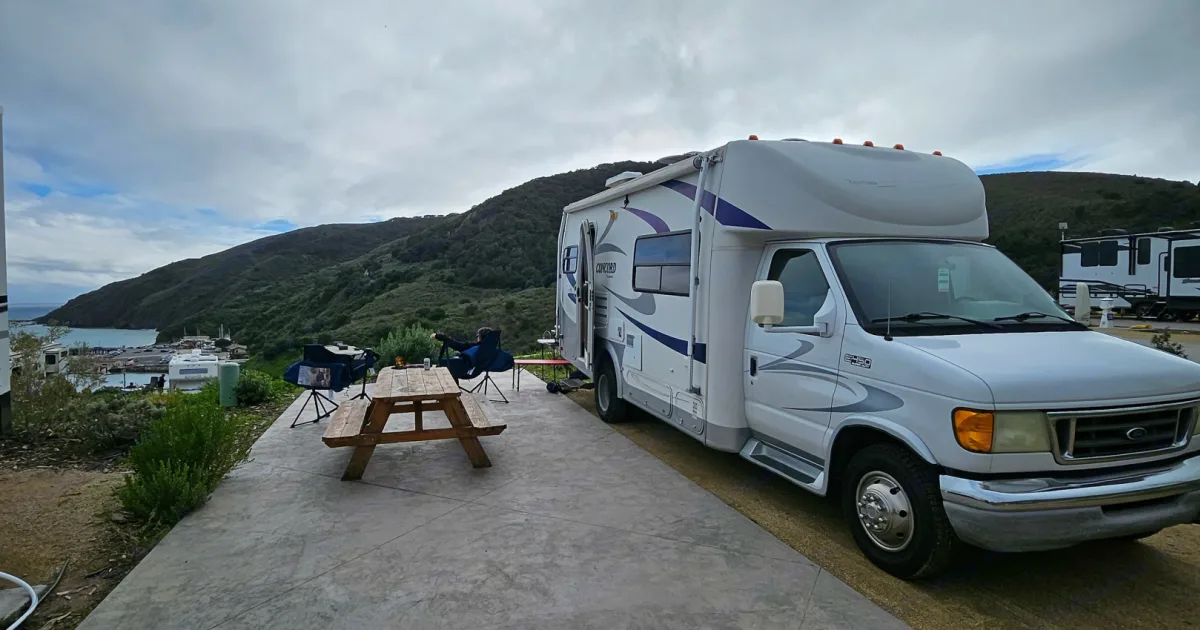 2004 Coachmen Concord Class C Rental in Fresno, CA | Outdoorsy