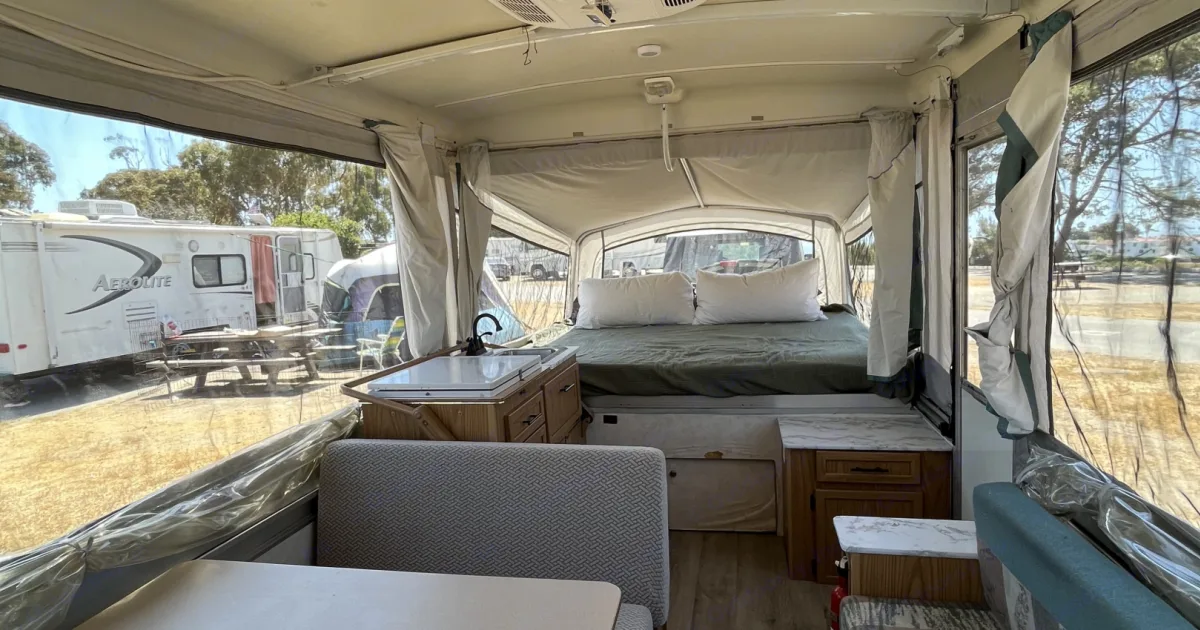 1998 Coleman Destiny Cheyenne Folding trailer Rental in Riverside, CA ...