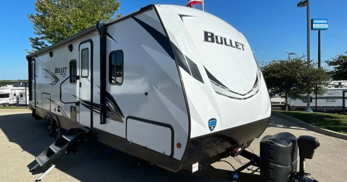 2021 Keystone RV Bullet Ultra Lite Travel trailer Rental in Crest Hill ...