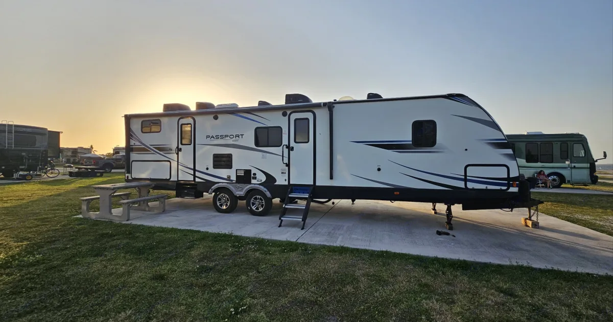 2019 Keystone RV Passport Grand Touring Travel trailer Rental in Key ...