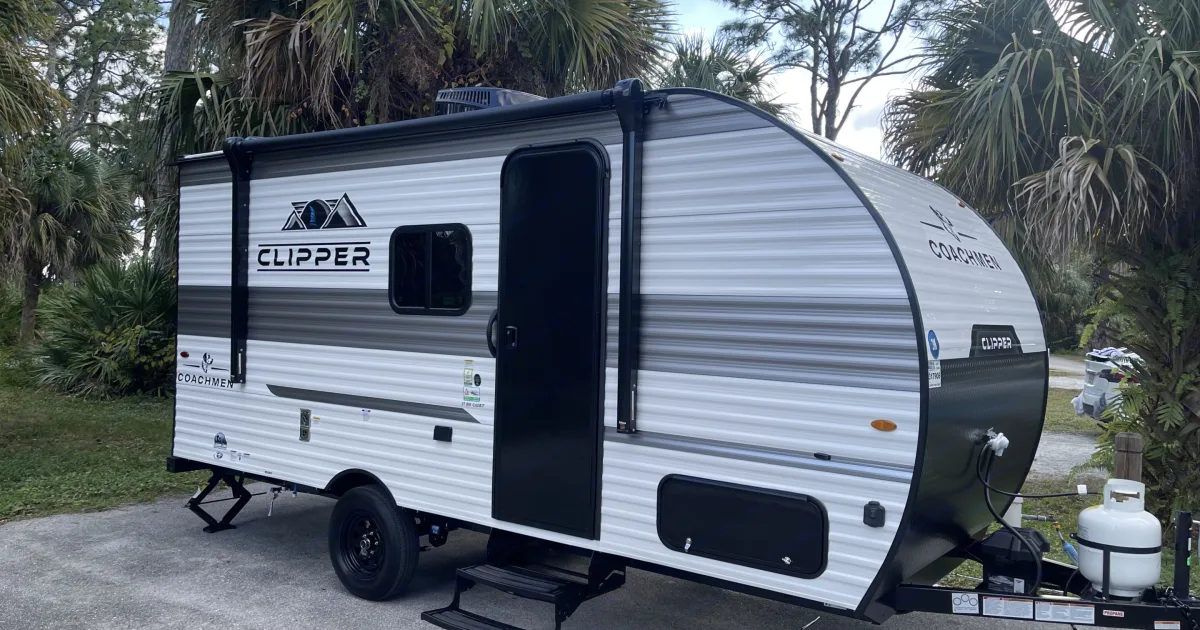 2025 Coachmen Clipper Cadet 17CBH Travel trailer Rental in Jupiter, FL ...