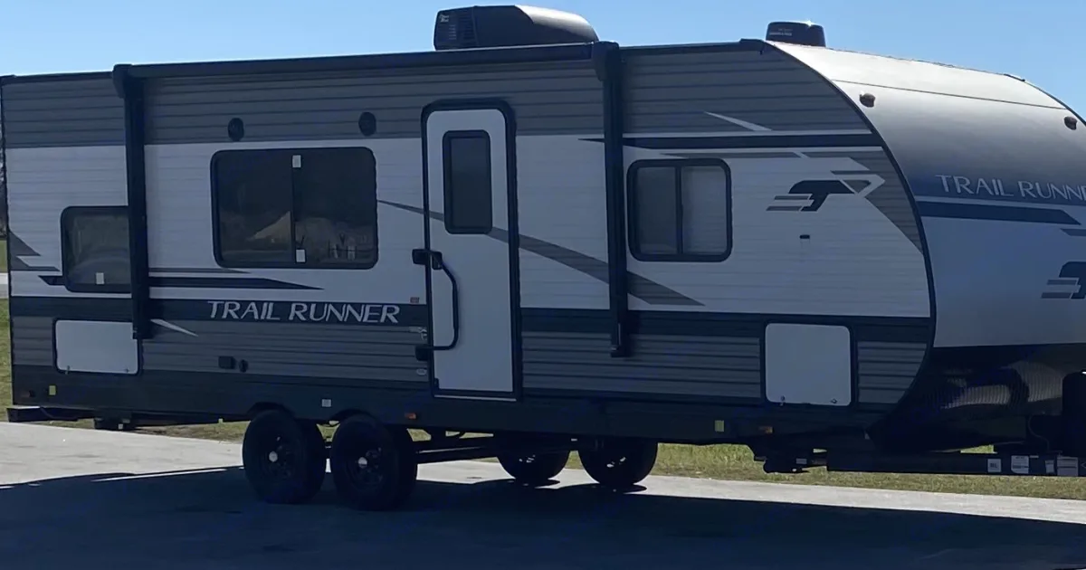 2021 Heartland RVs Trail Runner Travel trailer Rental in Paris, TX ...