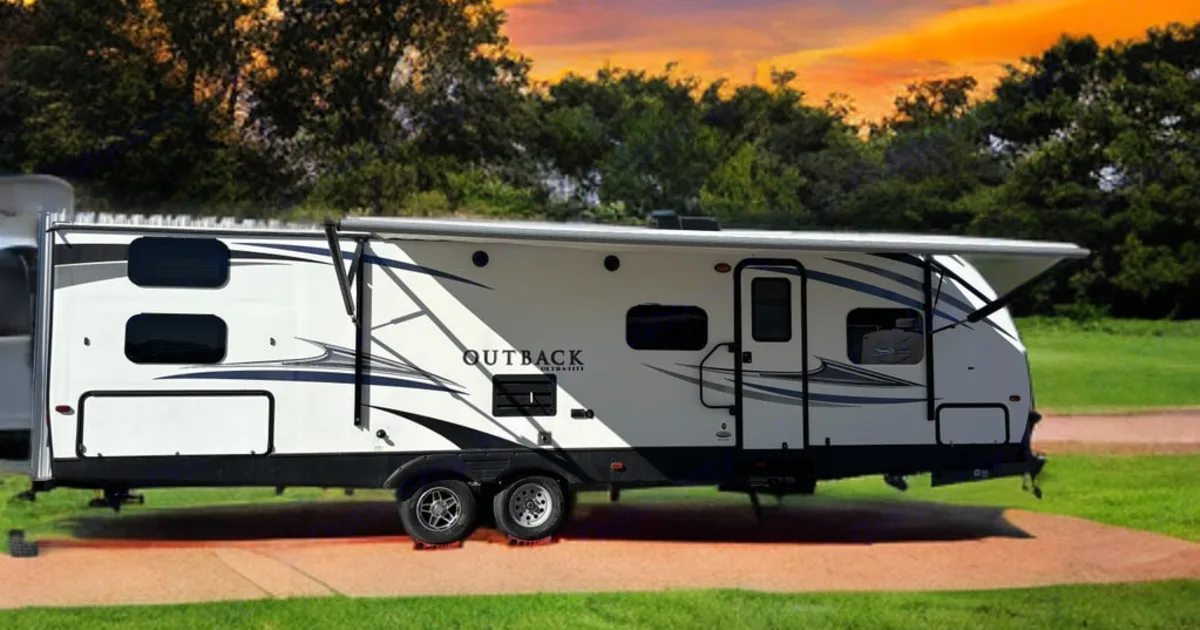 2018 Keystone RV Outback Ultra-Lite Travel trailer Rental in Mound ...