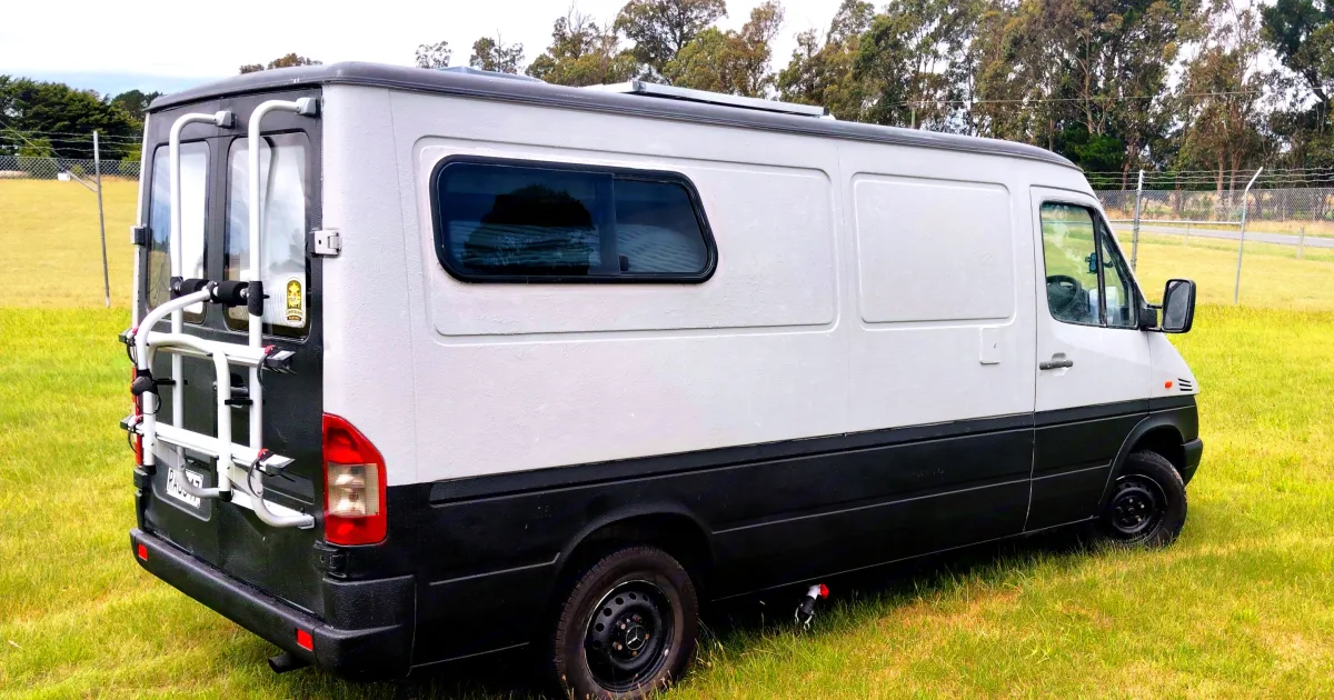 2007 Mercedes-Benz Sprinter Camper van Rental in New Zealand, CAN ...