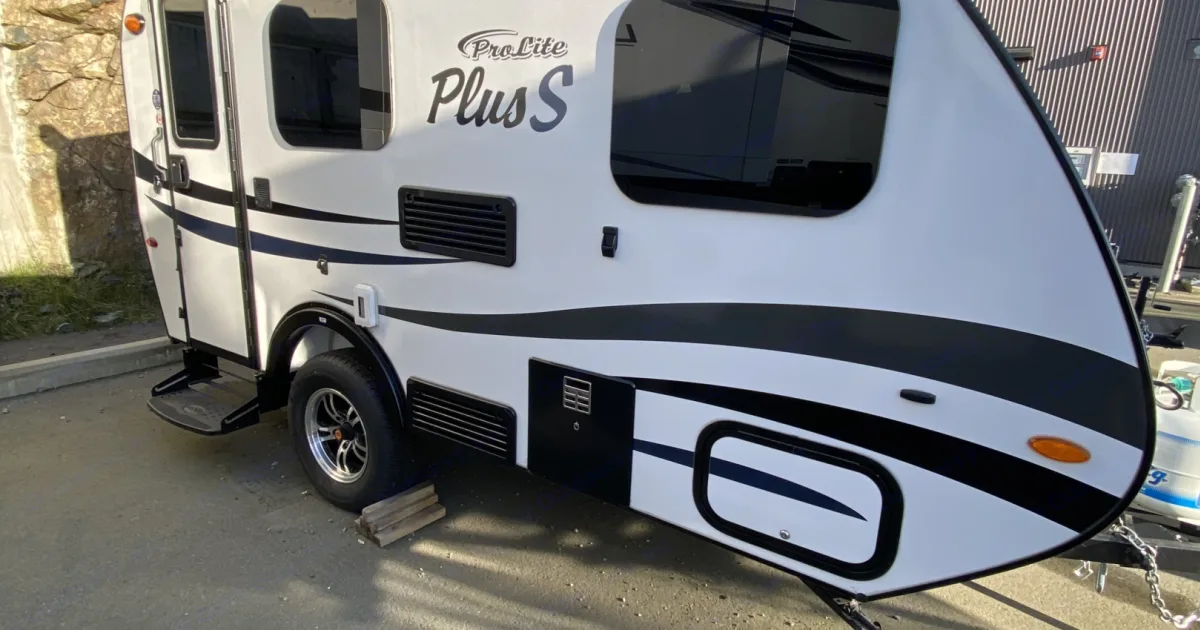 2024 Roulettes Prolite Plus S Travel trailer Rental in Victoria, BC ...