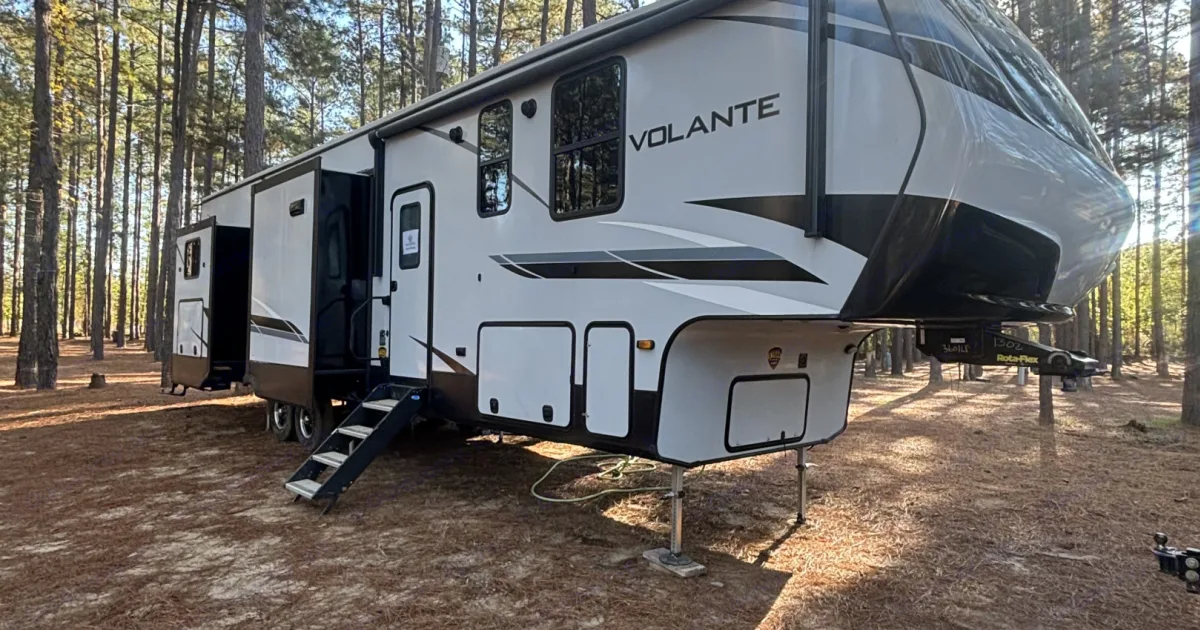 2021 Keystone Vilante Fifth-wheel Rental in Canton, TX | Outdoorsy