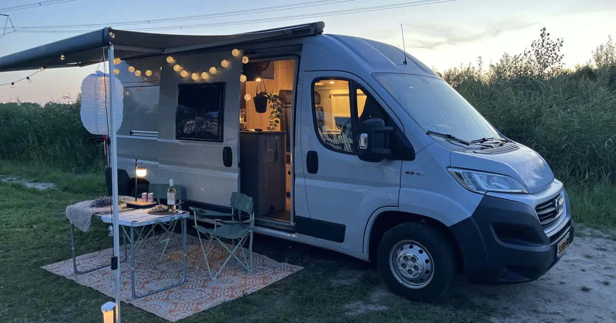 2020 Weinsberg Carabus 600k Camper van Rental in Nieuwe Wetering ...